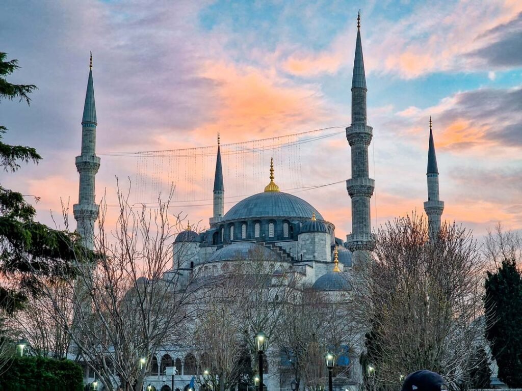 11 lugares que ver en Galata, una zona preciosa de Estambul - Ardilla ...